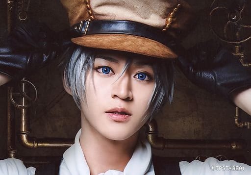 Official photo (male) / actor Shin'ichiro Ueda (Ren MUNAKATA) / Horizontal type, Face up ...