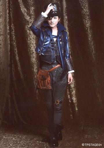 Official photo (male) / actor Yuki Hirai (Umi Fumizuki) / Black, Gray ...