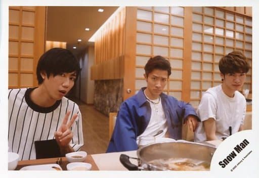 Official photo (Johnnys) / idol / Snow Man Snow Man / Hikaru Iwamoto ...