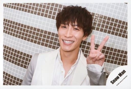 Official photo (Johnnys) / idol / Snow Man Snow Man / Ta Sho Watanabe / horizontal bust up ...