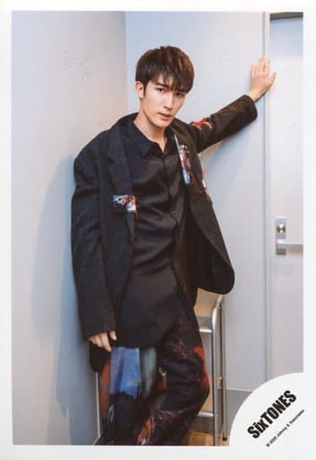 SixTONES / Jesse / Knee-high / Single "NEW ERA" MV & Jacque-shot off-shot / Official Official ...