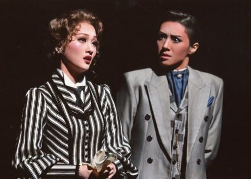 Official photo (female) / Takarazuka Revue (moon group) / actress Takarazuka Revue (Moon Group ...