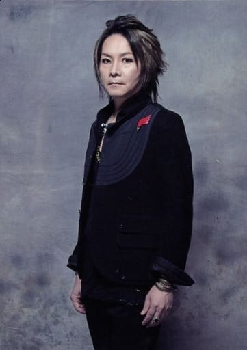 Buck-Tick / Yutaka Higuchi / Background Grey / "TOUR2020 ABRACADABRA ON ...