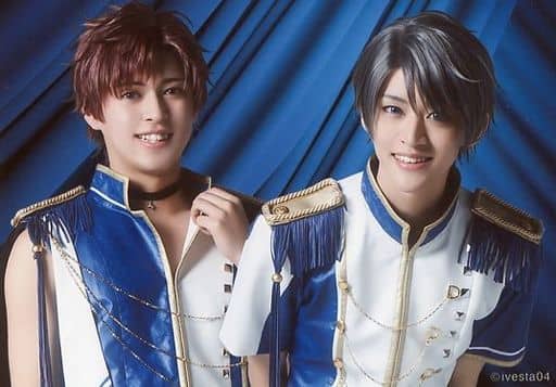 Shin'ichiro Ueda (Ren MUNAKATA), Hibiki WATANABE (Nozomu Nanase) / Horizontal, Upper body ...