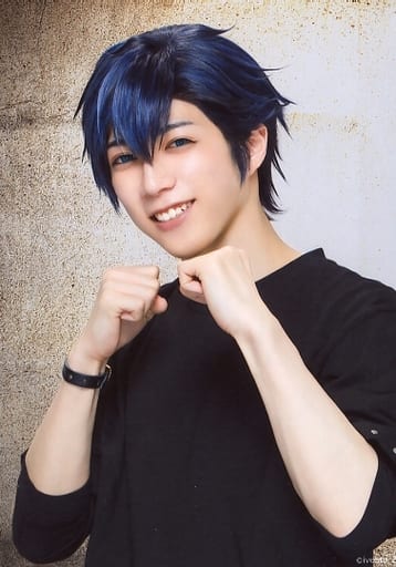 Official photo (male) / actor Sho Ishikawa (Yaegashi Kensuke) / Upper ...