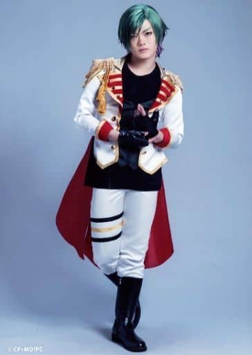 Official photo (male) / actor Ryoki Nagae (Takaomi 獅子丸) / Whole body ...