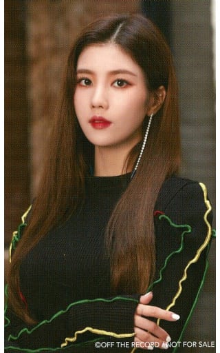 IZ*ONE / Kwon Eun-bi / "Vampire" costume / "IZ*ONE 1 st concert in japan [EYES ON ME] TOUR FINAL ...