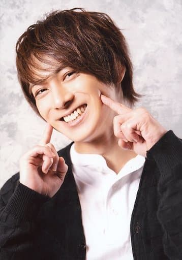 Official photo (male) / actor Kosuke Yonehara (Saito) / Bust Up / Stage "Adventurers' Hotel ...