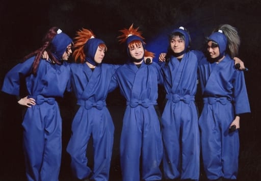 Official photo (male) / actor Group (5 people) / Live Photo / Horizontal / Above the Knees ...