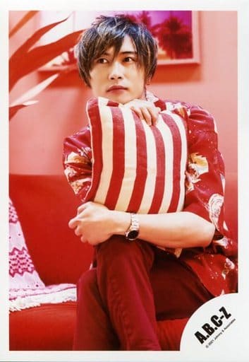 Official photo (Johnny's) / idol / A.B.C-Z A.B.C-Z / Ryosuke Hashimoto / on the knees / "A.B.C-Z ...