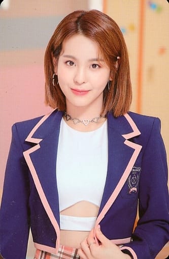 NiziU / Mako / "NiziU SEASON'S GREETINGS 2021" ENTRANCE "" Enclosed Photo Card | Toy Hobby ...