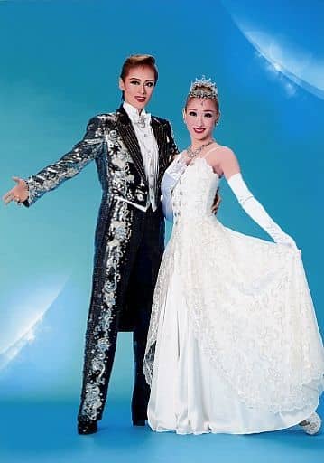 Takarazuka Revue (Hana-gumi) / Tomu Ranju / Hana Ranno / Hana-gumi ...