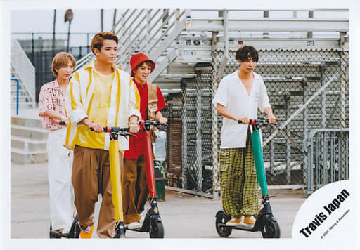 Official photo (Johnnys) / idol / Travis Japan Travis Japan / 宮近 Kaito ...