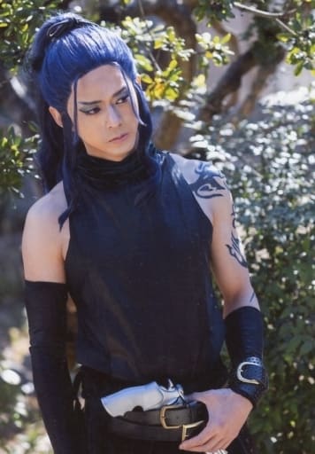 Official photo (male) / actor Takuma Sueno (Tasuku Shiranui) / Upper ...