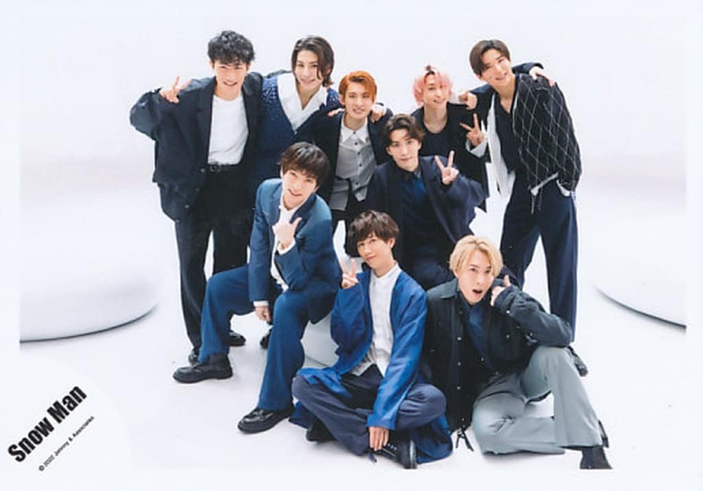 駿河屋 - Snow Man/集合(9人)/横型・全身/アルバム「Snow Labo. S2」MV＆ジャケ写オフショット/公式生写真（男性生写真）