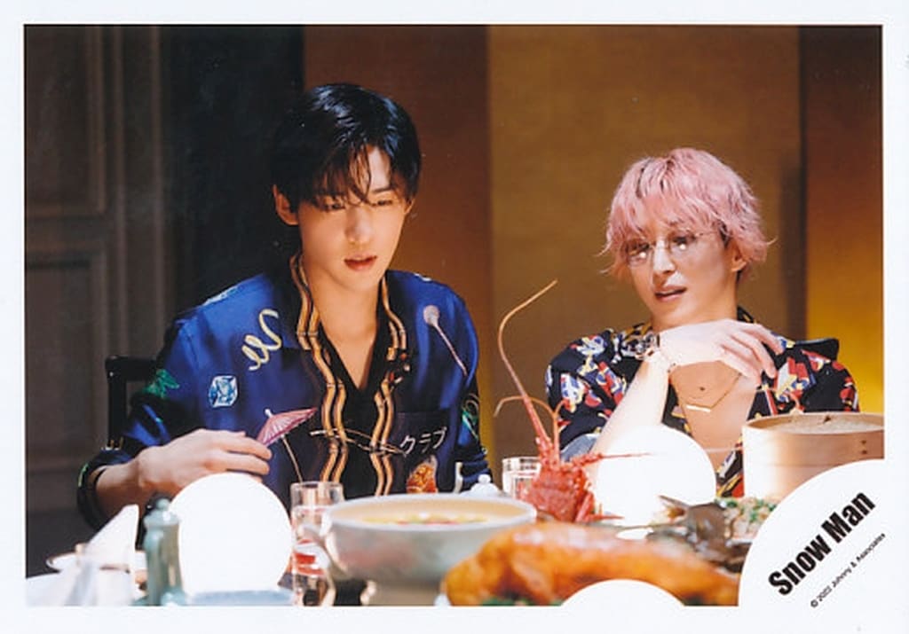 Snow Man / Ren Meguro / Daisuke Sakuma / Horizontal / Upper body / Album "Snow laboratory. S2 ...