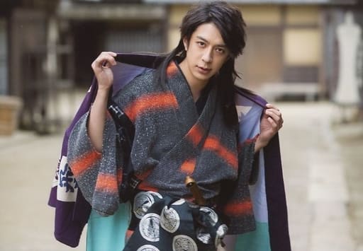 Official photo (male) / actor Hiroya Matsumoto (Yoshisuke) / horizontal ...