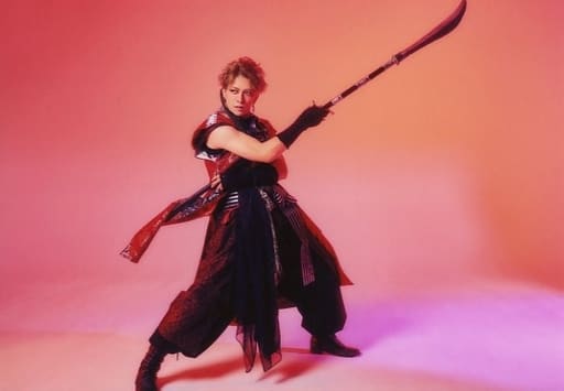 Official photo (male) / actor Yuki Kimizawa / Horizontal ・ Full ...