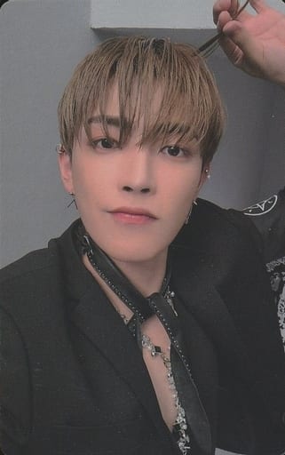 Collection Card (Male) / CD "THE WORLD EP. PARADIGM" (individual ...