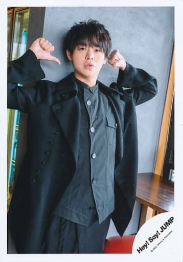 Hey! Say! JUMP / Daiki Arioka / On the knee / "Hey! Say! JUMP LIVE TOUR 2022 FILMUSIC!" goods ...