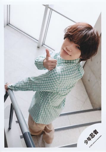 Shonen Ninja / Kohei Aoki / Whole body / "Tozai Johnnys Jr. Spring Paradise" goods off shot ...
