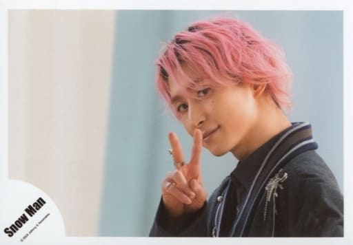 Snow Man / Daisuke Sakuma / horizontal bust up / single "Tapestry / W ...