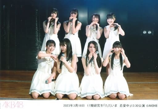 Official photo (AKB48, SKE48) / idol / AKB48 AKB48 / Gathering (8 persons) / Yokozuna / March 18 ...