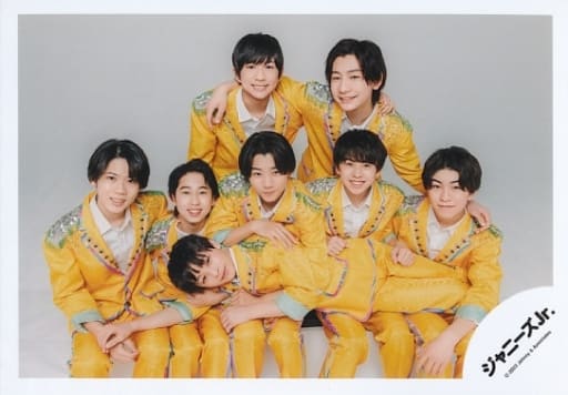Go! Go! kids / Gathering (8 people) / Horizontal ・ On the knees / "Tozai Johnnys Jr. Spring ...