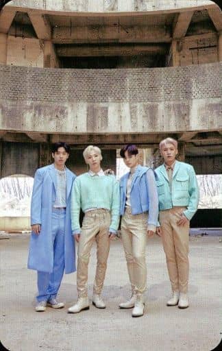 駿河屋 - AB6IX/集合(4人)/CD「4TH EP MO’COMPLETE：HAVE A DREAM OFFICIAL MD」バインダー付属フォトカード（男性コレクションカード）