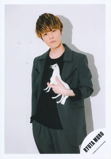 Johnnys / Ryuta Muro / Kneecap / Ryuta Muro artist photo off-shot 2023 ...