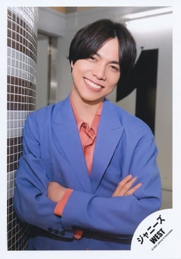 Official photo (Johnnys) / idol / Johnny's West Johnny's West / Daiki Shigeoka / upper body ...