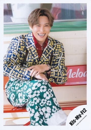 Kis-My-Ft2 / Kento Senga / on the knees / "Sweet Melody" MV off-shot ...