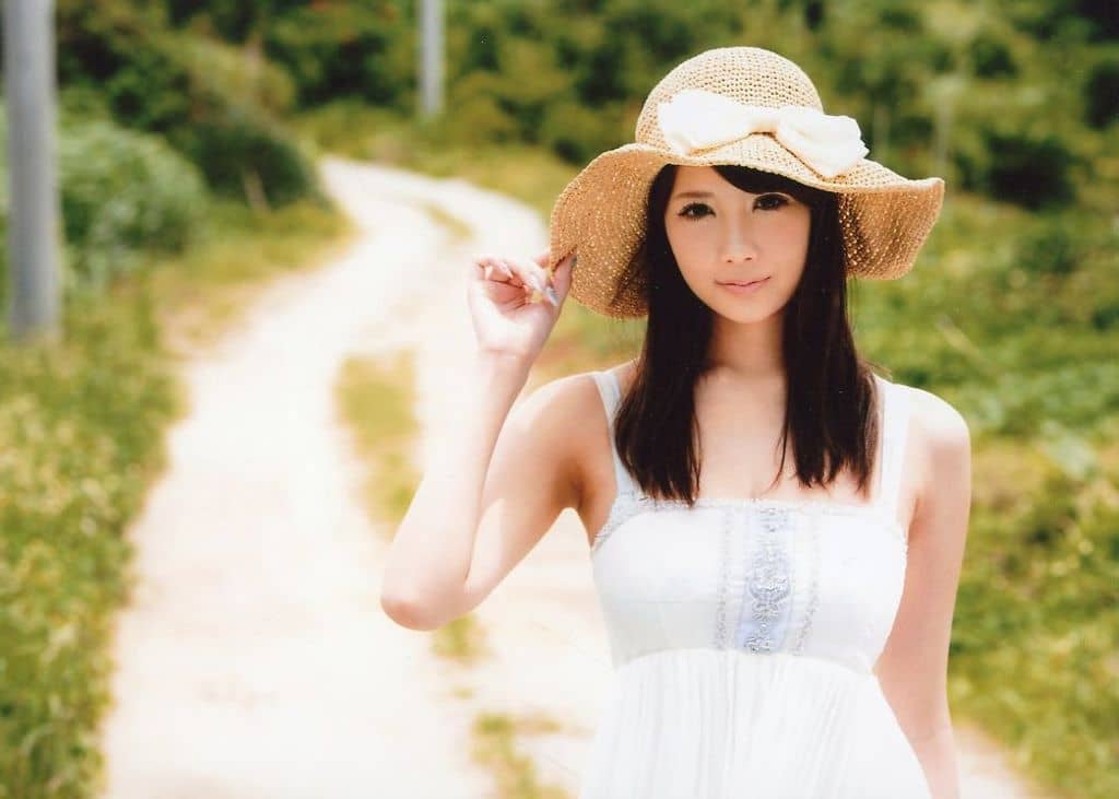 駿河屋 -【アダルト】 RION/横型・2Lサイズ/DVD「新人NO.1STYLE AVデビュー」生写真（女性生写真）