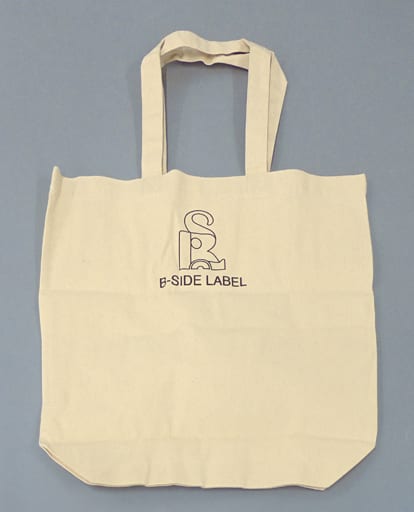 This world is a little stuffy tote bag | Goods / Accessories | Suruga ...