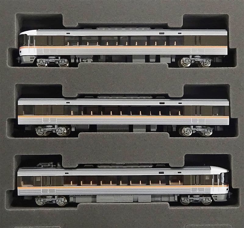 1/150 JR 373 Series Iida Line Hikyo Station Set (3 Car Set) Limited ...