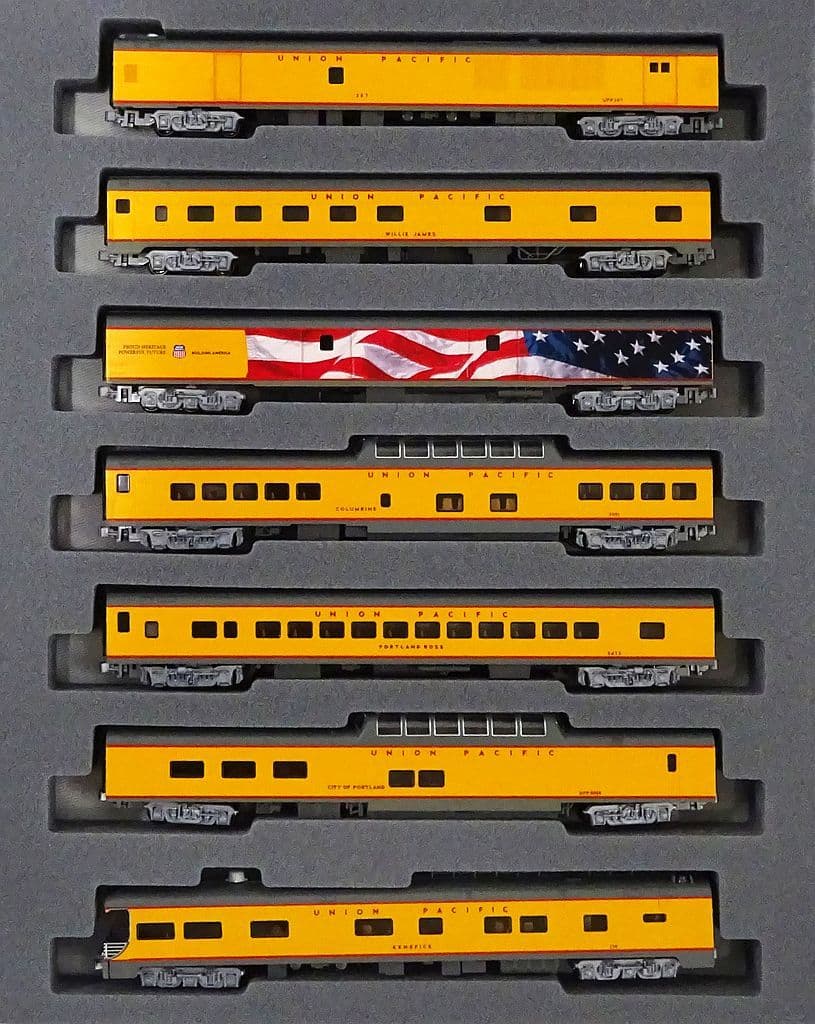 1/160 UP Excursion Train -Car Set [10706-4] | Toy Hobby | Suruga-ya.com