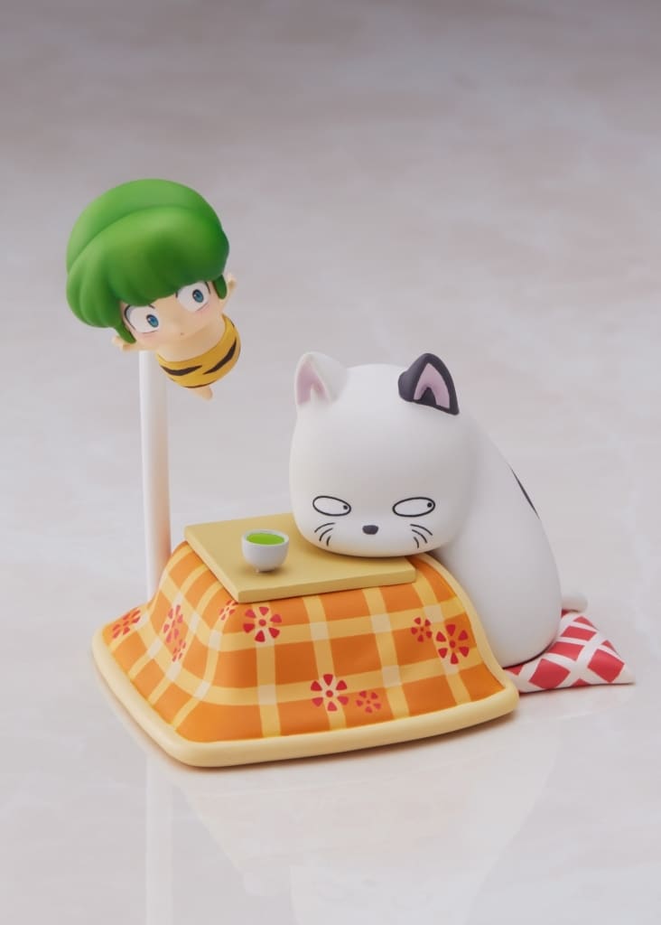 Mini Figure Ten and Kotatsu Cat "THE RETURN OF LUM URUSEI YATSURA ...