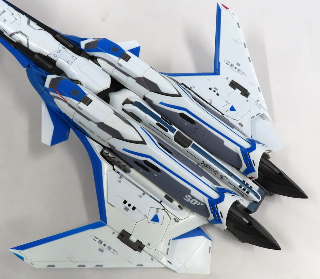 [Damaged Product] DX Super Alloy VF-31J Siegfried (Hayate Immermann machine) "Macross Δ" | Toy ...