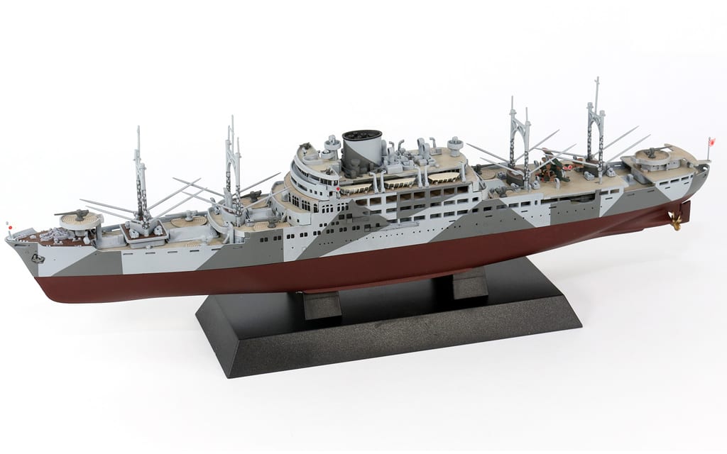 Plastic model 1/700 JAPANESE NAVY SPECIAL CRUISER PATRIOTIC MARU 1941 ...