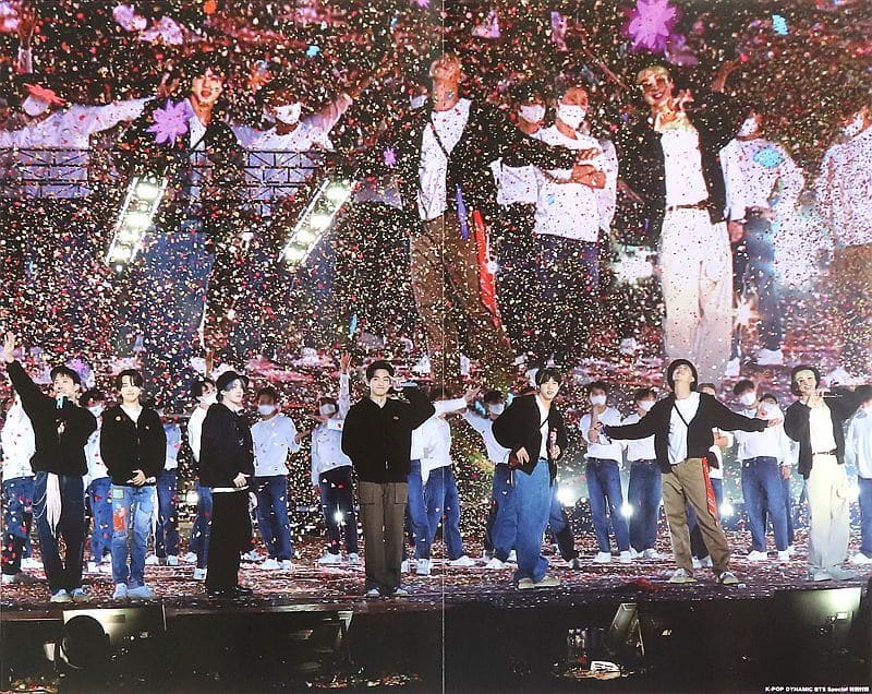 Poster BTS / J-Hope Dia Magazine Extra Edition, 2022 Month 03 K-pop ...