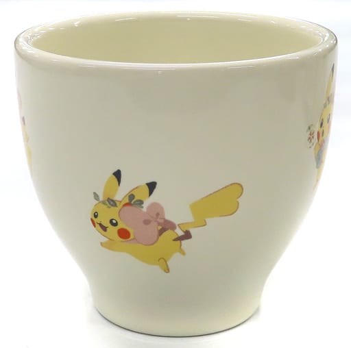 Mug Japanese tea cup Pikachu Mug Pikachu's Easter Egg Hunt "Pocket ...
